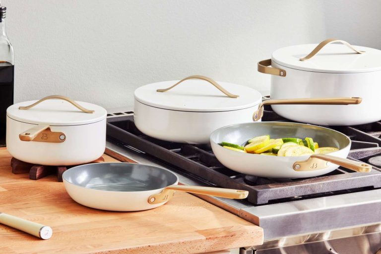 9 Best Ceramic Cookware Sets: Reviews, Buying Tips & FAQs